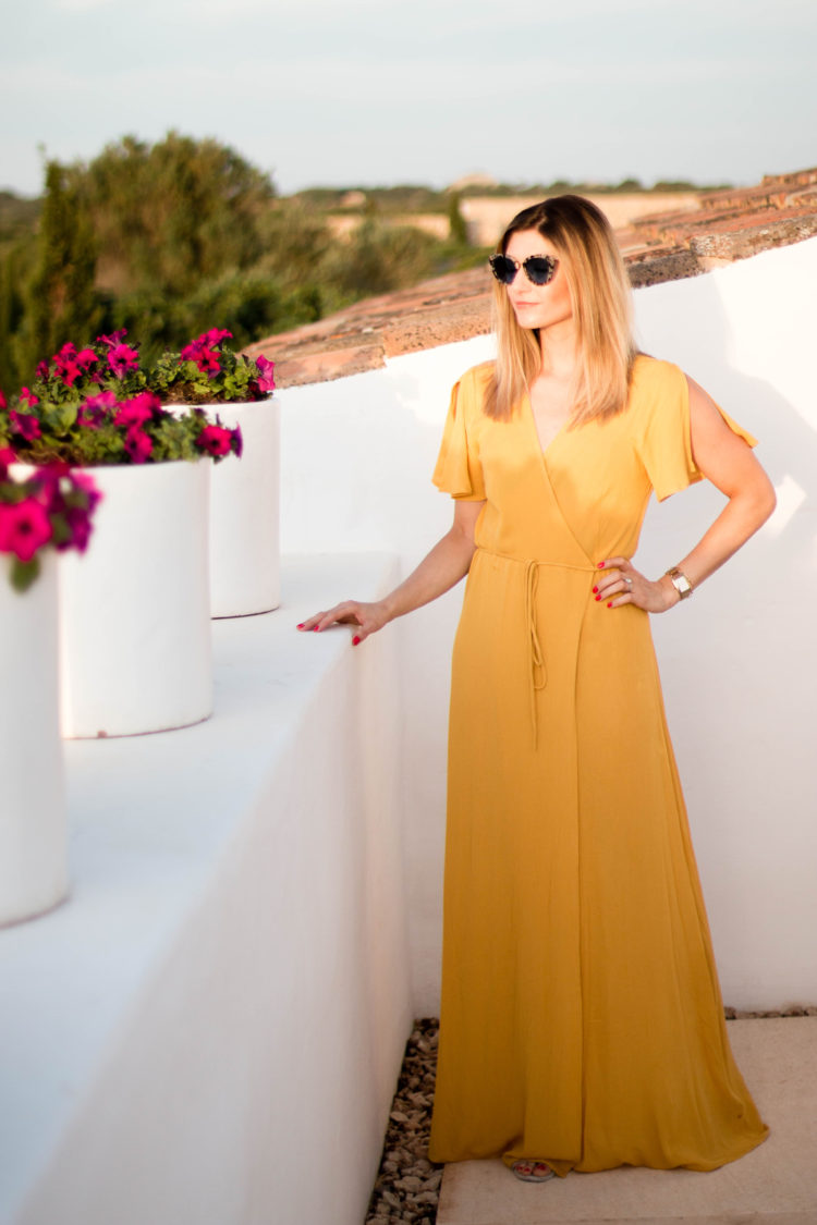 Yellow : The Color of Summer